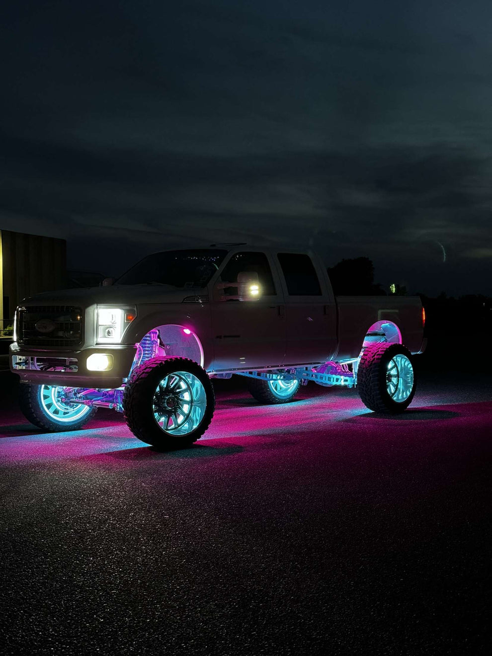 8 Row High Intensity RGBW Wheel Lights – Forged LEDs